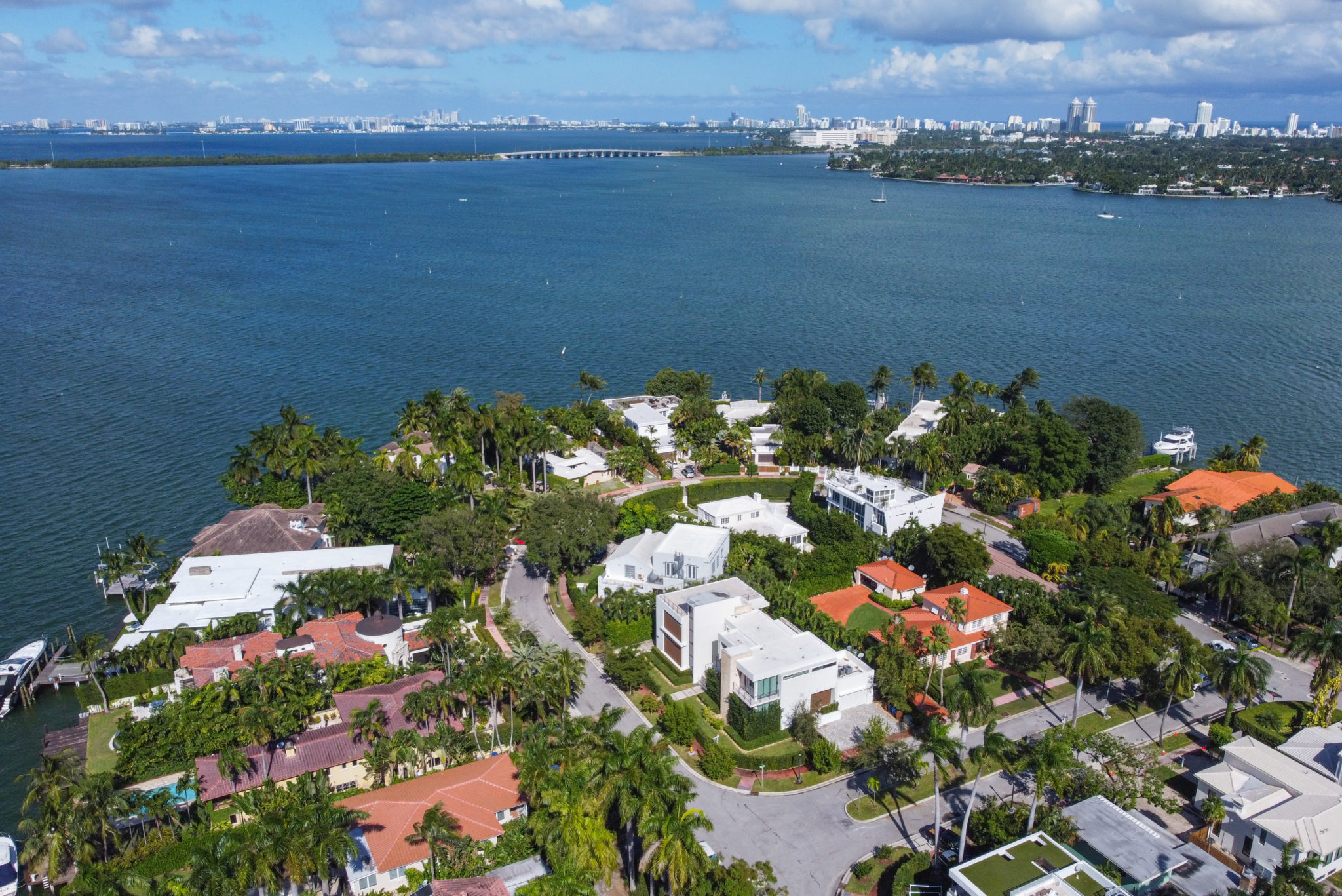 What Are the Best Miami Island Communities? David Siddons Group