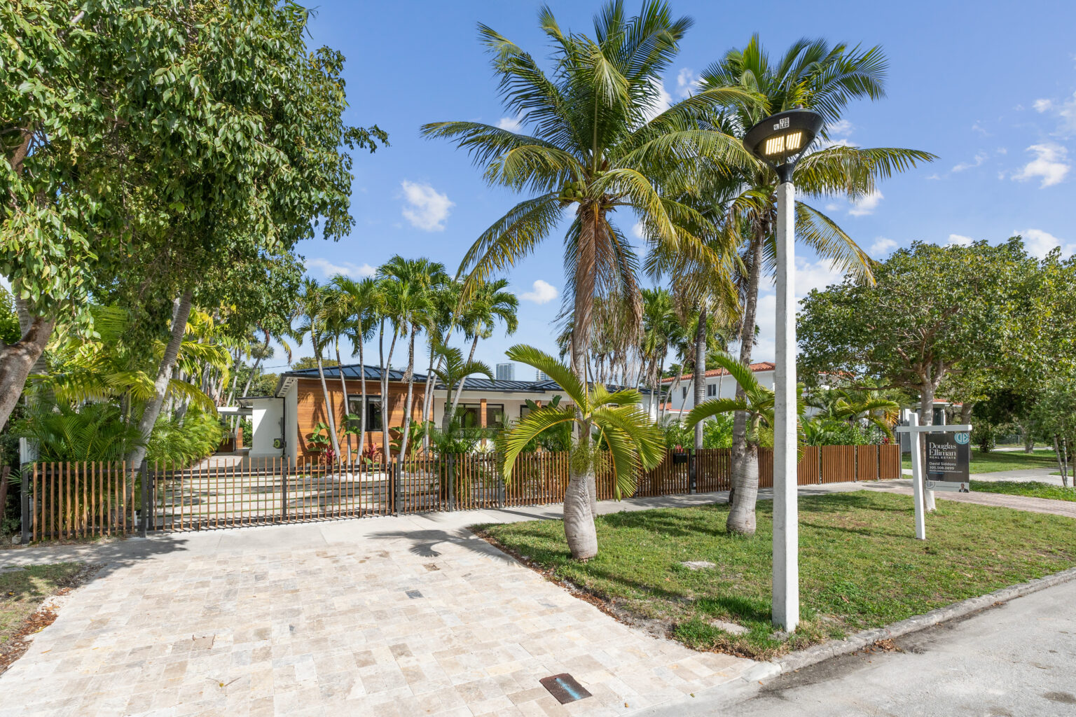 Neighborhood Spotlight: The Roads Miami David Siddons Group